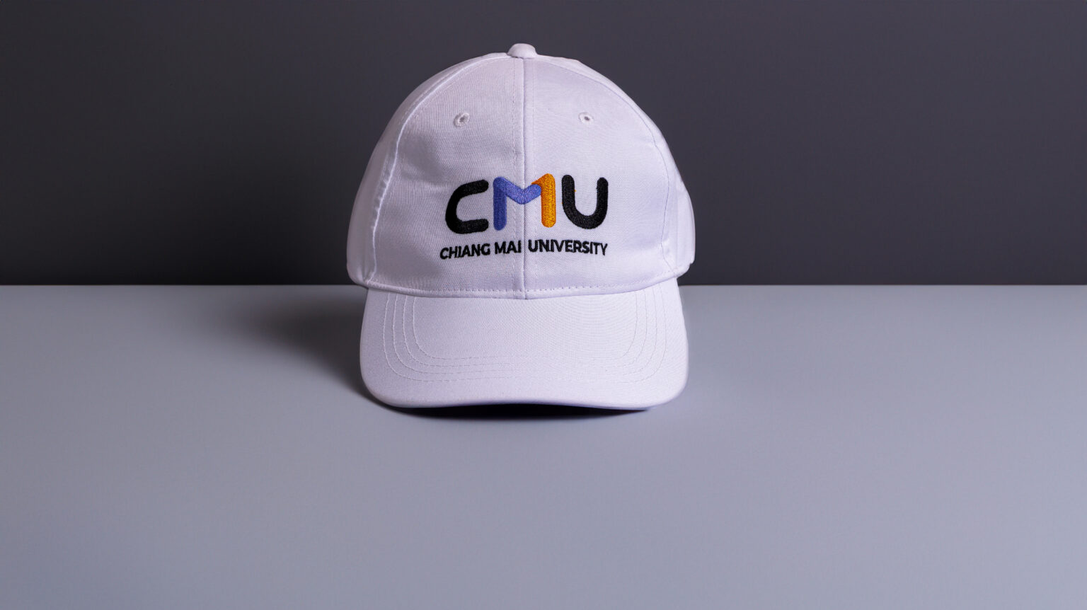 หมวกแก๊ป CMU – มูลนิธิพัฒนามหาวิทยาลัยเชียงใหม่ จำหน่ายของที่ระลึก
